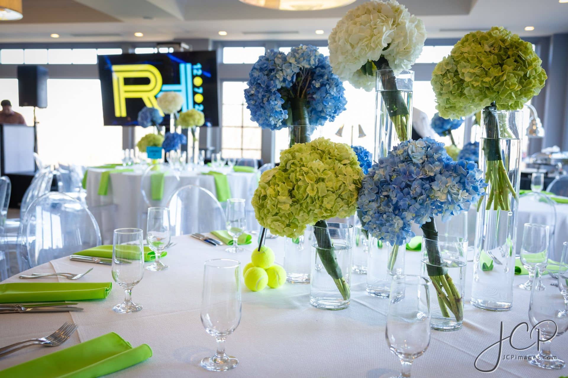 Ryan's Tennis Theme Bar Mitzvah · Balloon Artistry