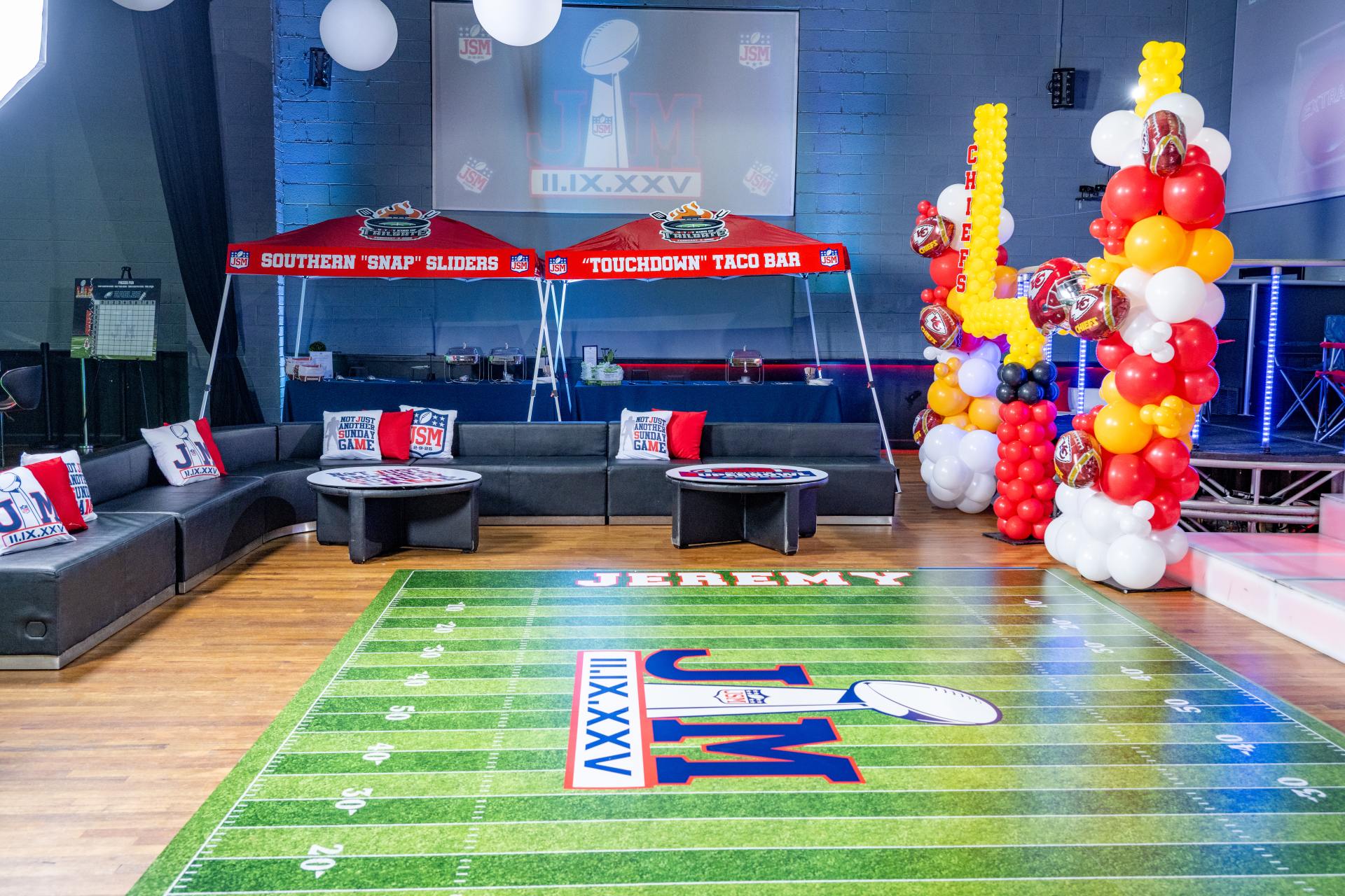 Jeremy's Bar Mitzvah · Balloon Artistry