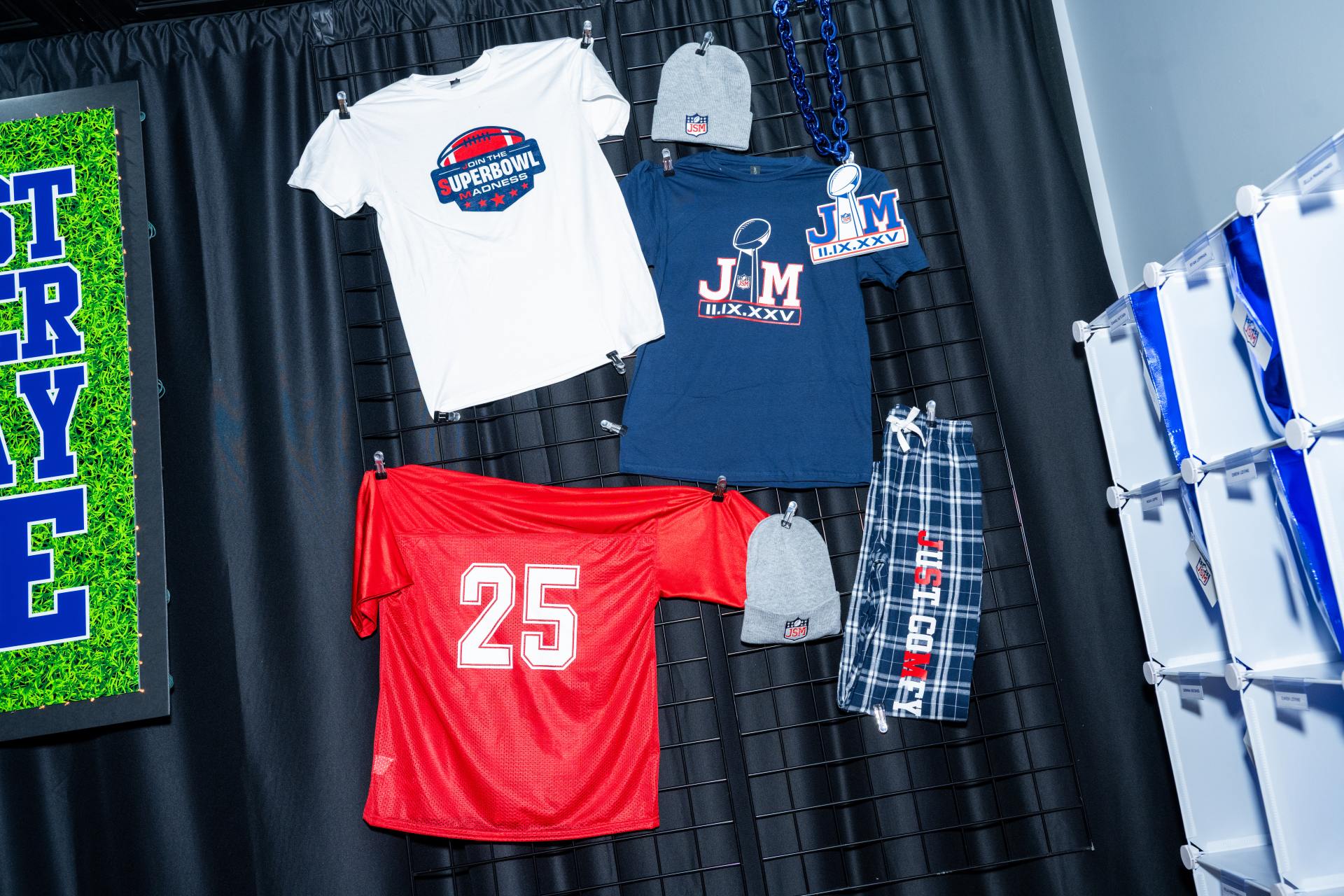 Jeremy's Bar Mitzvah · Balloon Artistry